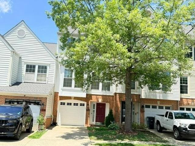3965 Cressida Pl, Woodbridge, VA 22192