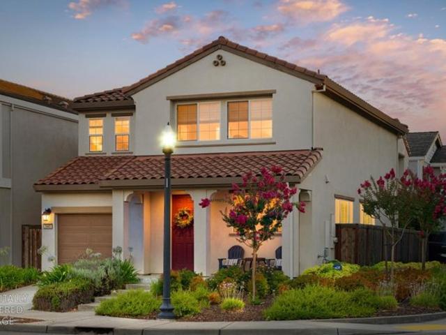 3965 John W Young St, Sacramento, CA 95834