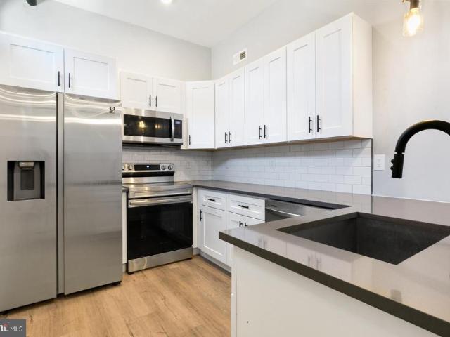 3965 Lancaster Avenue # 102