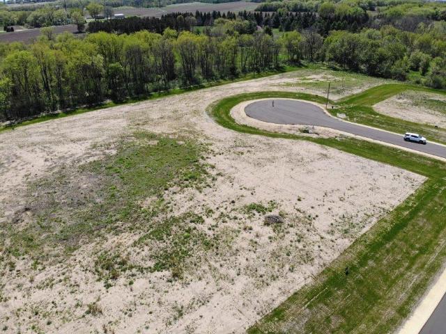 3965 S Deer, Beloit, WI 53511 | MLS #2000