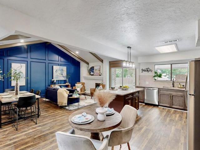3965 Singleleaf Lane
