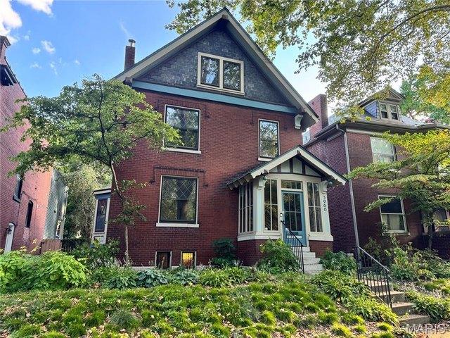 3966 Arsenal St, Saint Louis, MO 63116