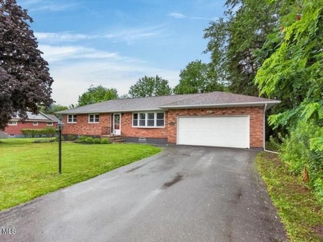 3966 Consaul Rd, Schenectady, NY 12304