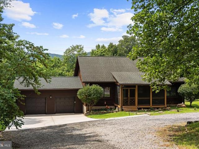 3967 Hidden Valley Ln, Linden, VA 22642
