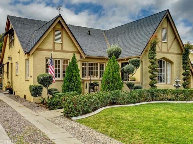 3968 Elmwood Ct, Riverside, CA 92506