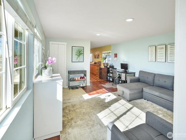 3968 7.8 Road NE