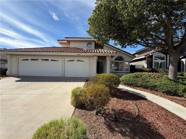 39697 Casandra Ct, Murrieta, CA 92563
