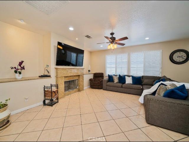 39600 Calle Gayube, Hemet, US, CA