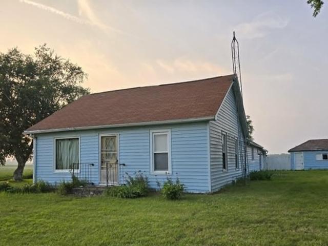 39602 E County Road 900 N, New Holland, IL 61723