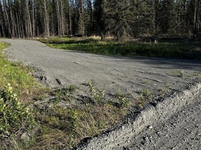 39606 Valley View Rd, Sterling, AK 99672