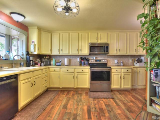 3960 County Road 5