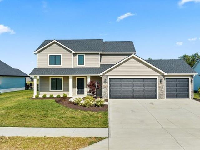 3961 Beryl Pl, Woodburn, IN 46797