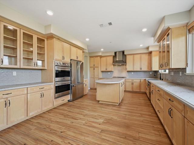 3961 Park Gardens Dr, Santa Rosa, CA 95404 | MLS #326030