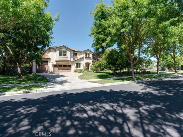 3961 Wellington Ln, Turlock, CA 95382