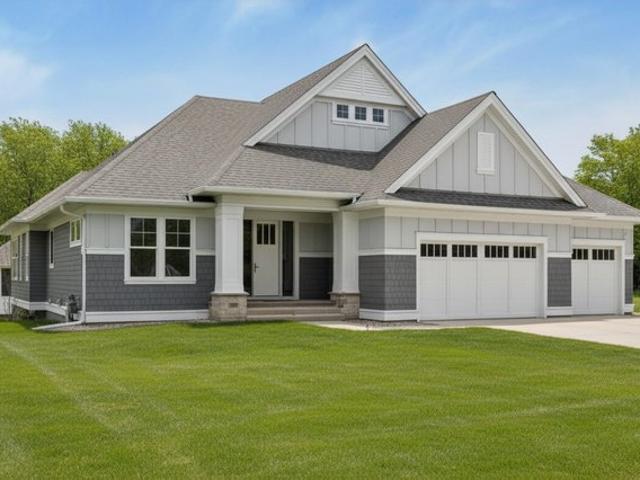 3961 White Oak Ln, Chanhassen, MN 55331