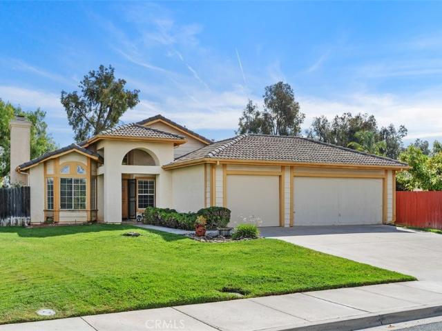 39622 Cedarwood Dr, Murrieta, CA 92563 | Compass