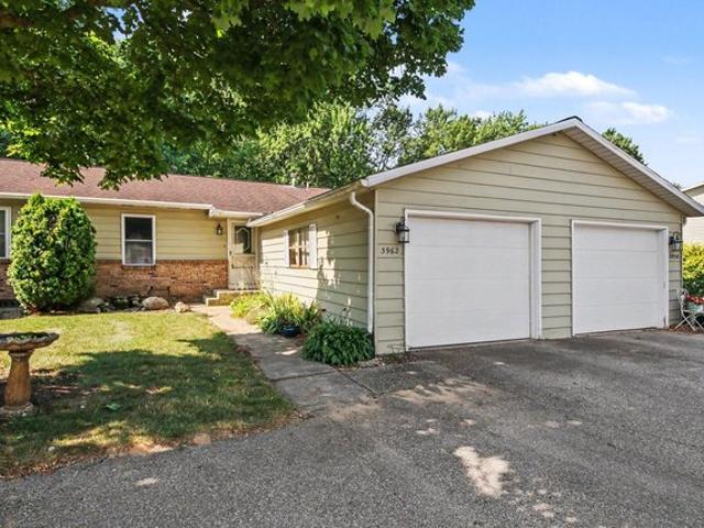 3962 Monte Carlo Ct SE Unit 9, Kentwood, MI 49512