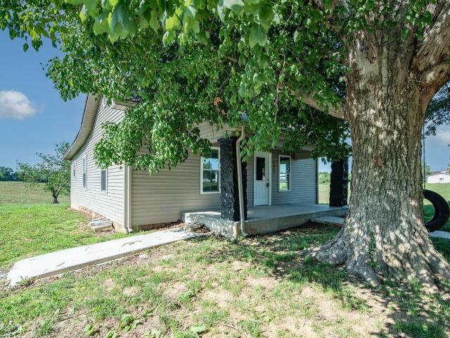 3963 Old Lexington Road