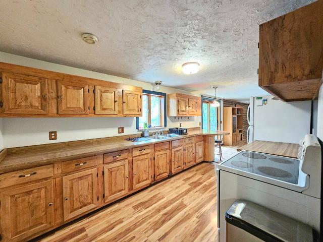 3963 Cadillac Road