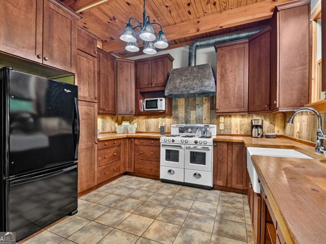 396 Dover Falls Trail, Ellijay, GA 30540 | MLS #10723