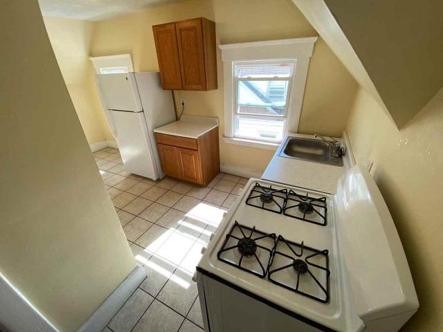 396 Ellsworth 2 Bedroom Apartment for Rent at 396 Ellsworth Ave, New Haven, CT 06511 Beaver Hills