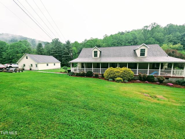 396 Fairground Hollow