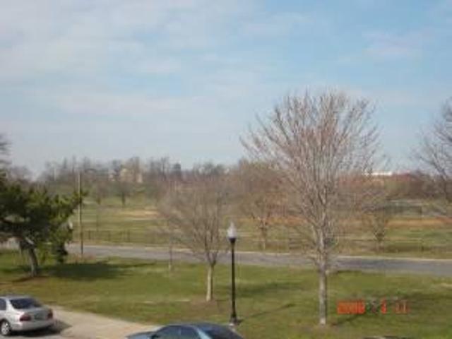 $396 MONTHLY NEXT TO PARK FURNISHED MINUTES TO DOWNTOWN LOW DEPOSIT BALTIMORE WASHINGTON VILLAGE
