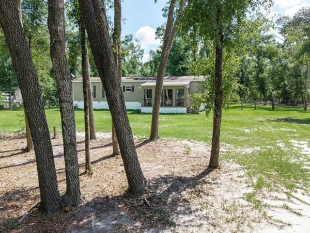 396 NE Beverly Hills Dr, Mayo, FL 32066