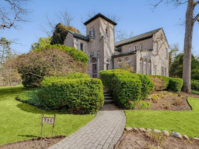 396 Sheridan Road