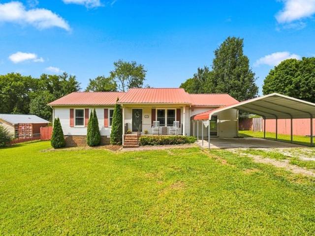 396 Sherwood Dr, McMinnville, TN 37110