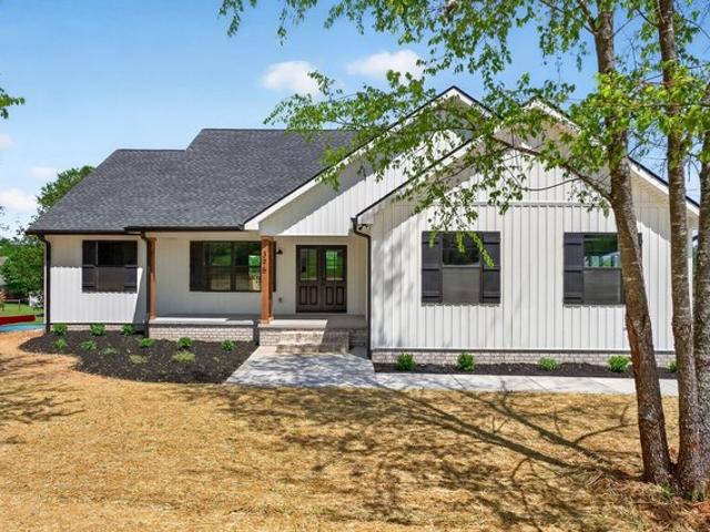 396 Westwood Dr, Sparta, TN 38583