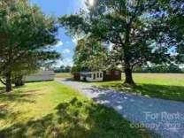 396 Tower Rd, Vale, NC 28168