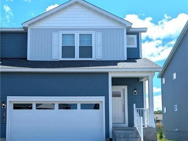 39743 Fallbrook Ave, North Branch, MN 55056