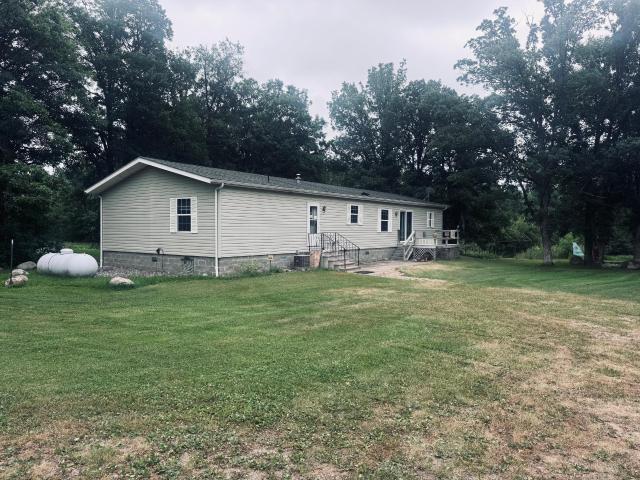 3974 NE County 7 NE