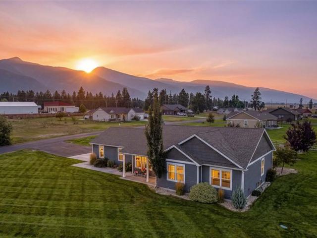 3974 Peak View Dr, Stevensville, MT 59870