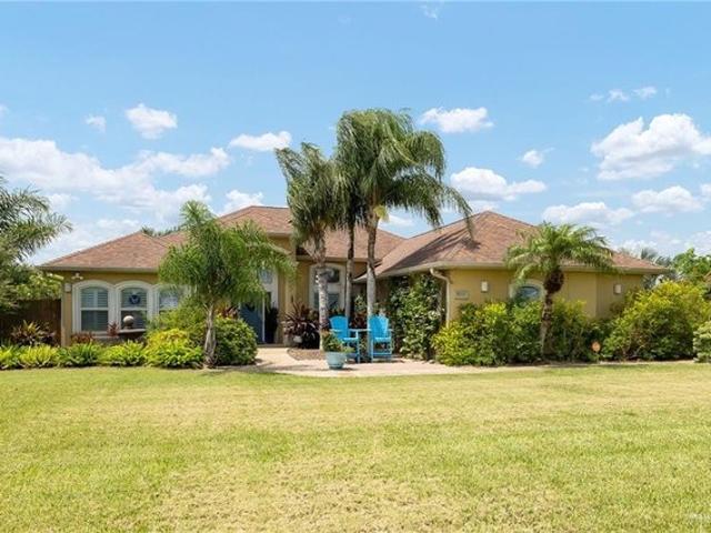 39758 Palm Dr, Los Fresnos, TX 78566