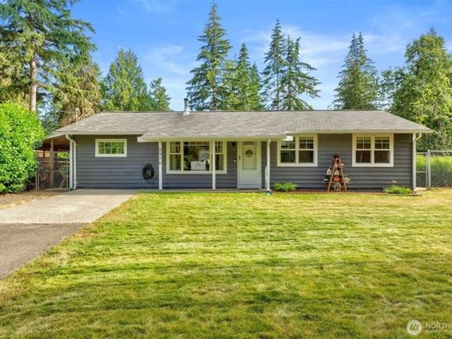 3976 NW Cutthroat Ct, Bremerton, WA 98312
