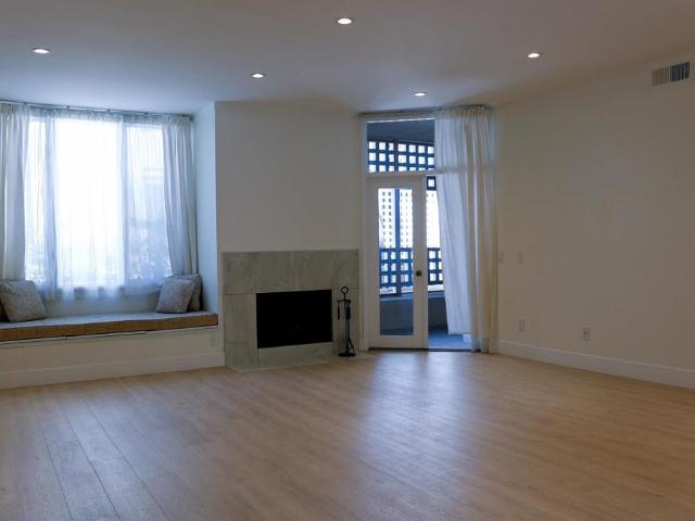 3976 Nobel Drive 102
