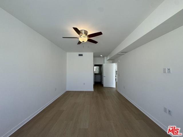 3977 Beverly Boulevard 215