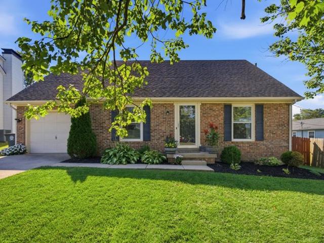 3977 Forest Green Dr, Lexington, KY 40517