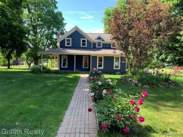 3970 Van Amberg Rd, Brighton Township, MI 48114