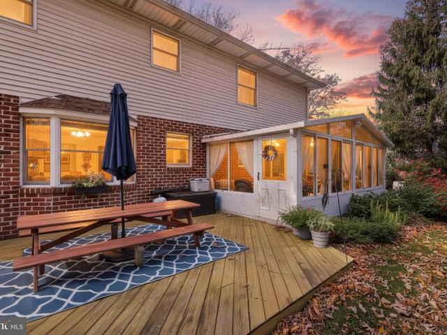 3971 Little John Dr, York, PA 17408 | MLS #PAYK2093 | Compass