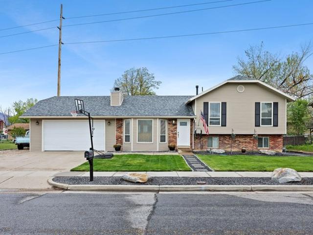 3972 S 750 W, Riverdale, UT 84405