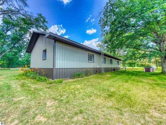 3973 E 3 Mile Road