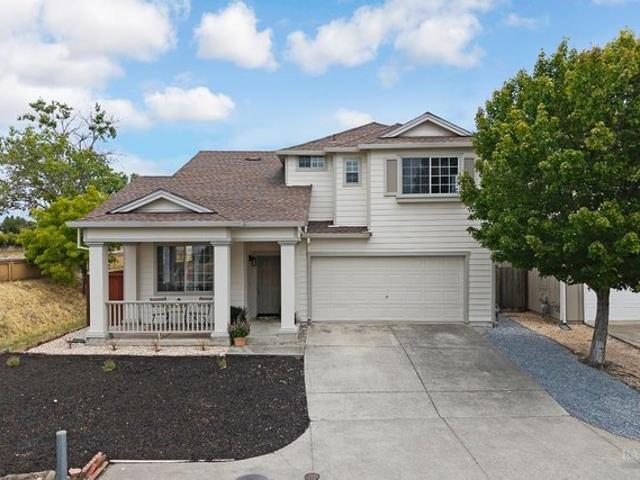 3973 Louis Krohn Dr, Santa Rosa, CA 95407