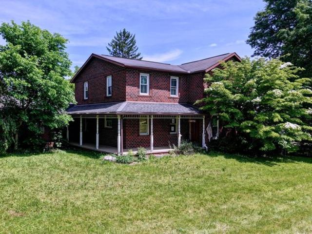 3973 Wadsworth Rd, Norton, OH 44203