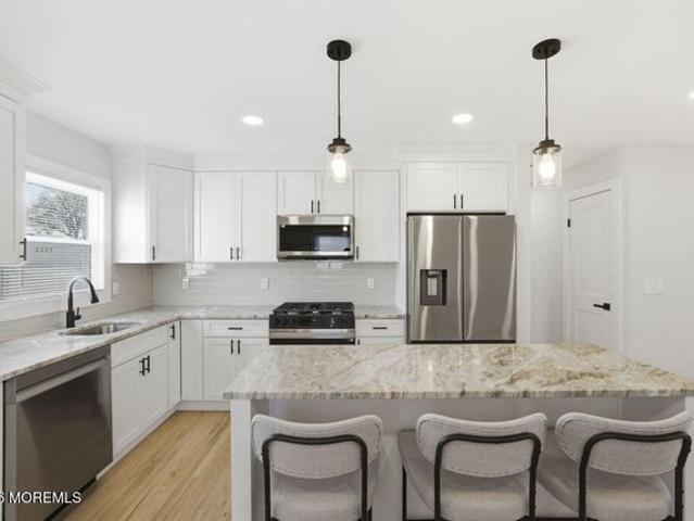 397 Lake Ave, Colonia, NJ 07067