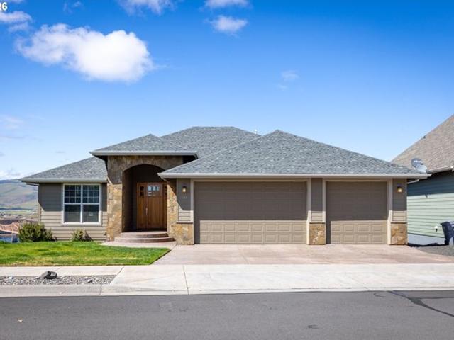 397 Summit Ridge Dr E, The Dalles, OR 97058