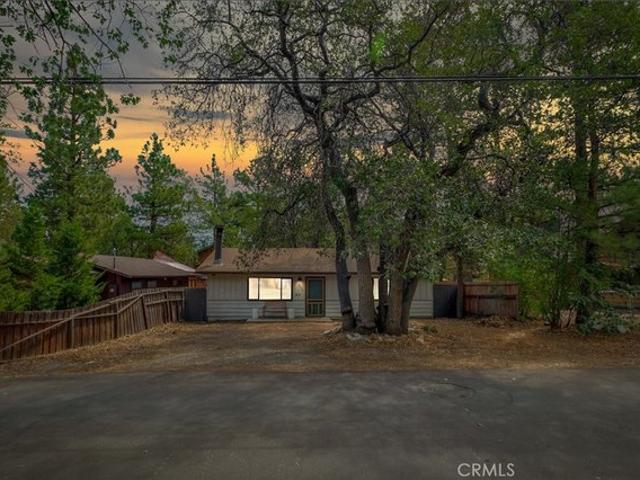 397 Wabash Ln, Sugarloaf, CA 92386