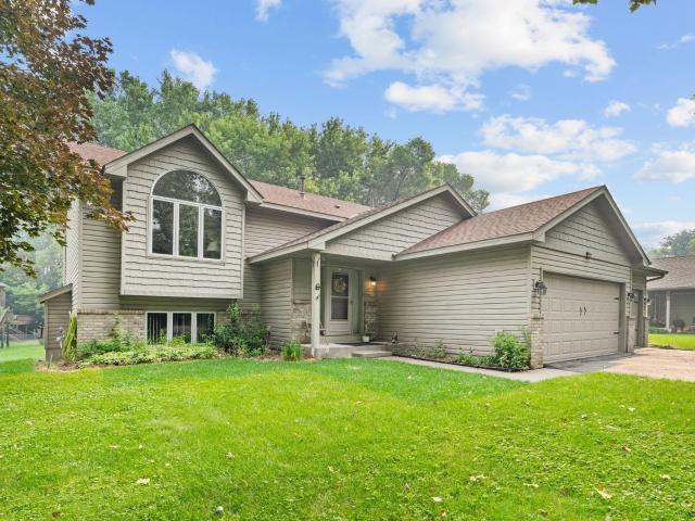 397 Viking Drive E